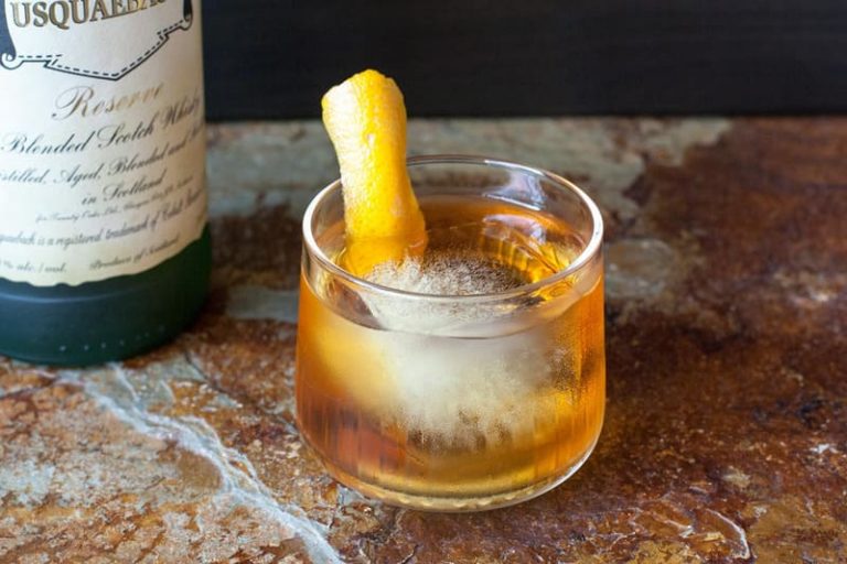 Rượu Amaretto là rượu gì? 5 Công thức pha chế Amaretto