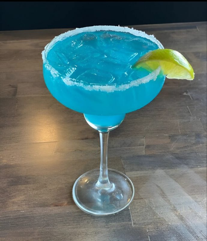 Công thức Cocktail Blue Margarita: Cách pha chế ngon tại nhà