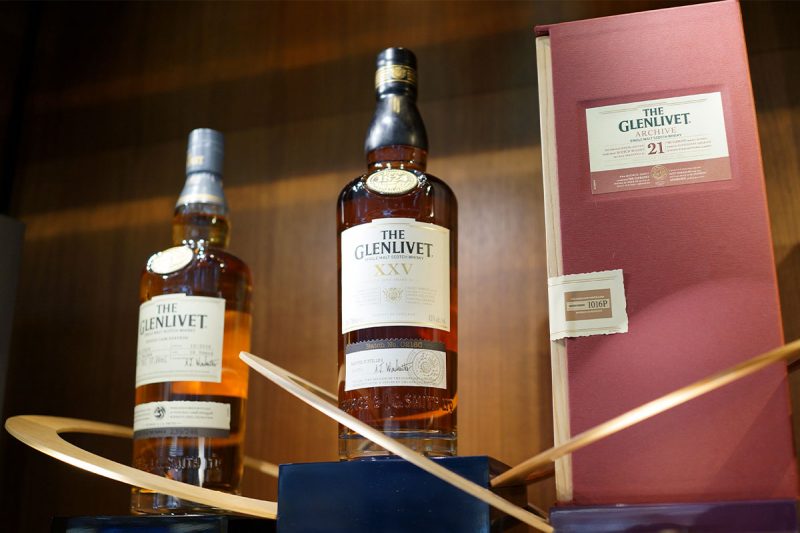 Glenlivet 21 và 25 có gì đặc biệt? Khám phá đỉnh cao whisky từ nhà ...